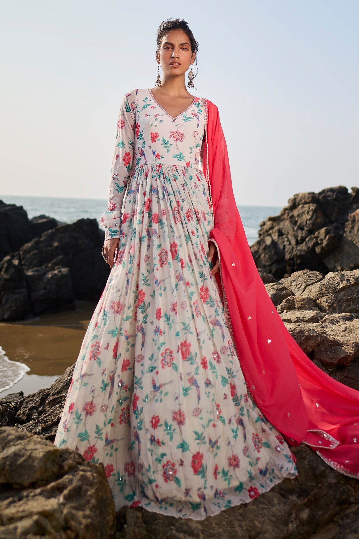 Buy Lashkaraa White Georgette Flower Bloom Print Anarkali Set Online ...