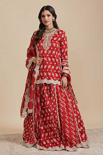 Buy Mulmul Vegan Silk Flower Motif Embroidered Kurta Lehenga Set Online ...