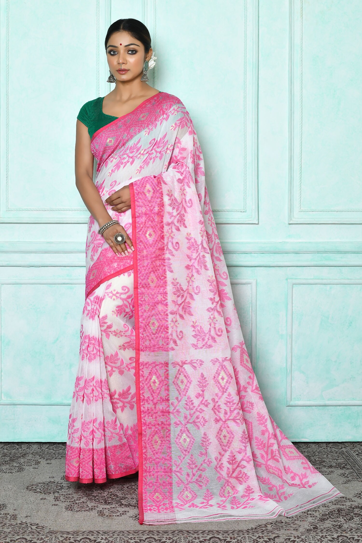 Buy White Silk Cotton Woven Floral Pattern Jamdani Saree For Women by ...