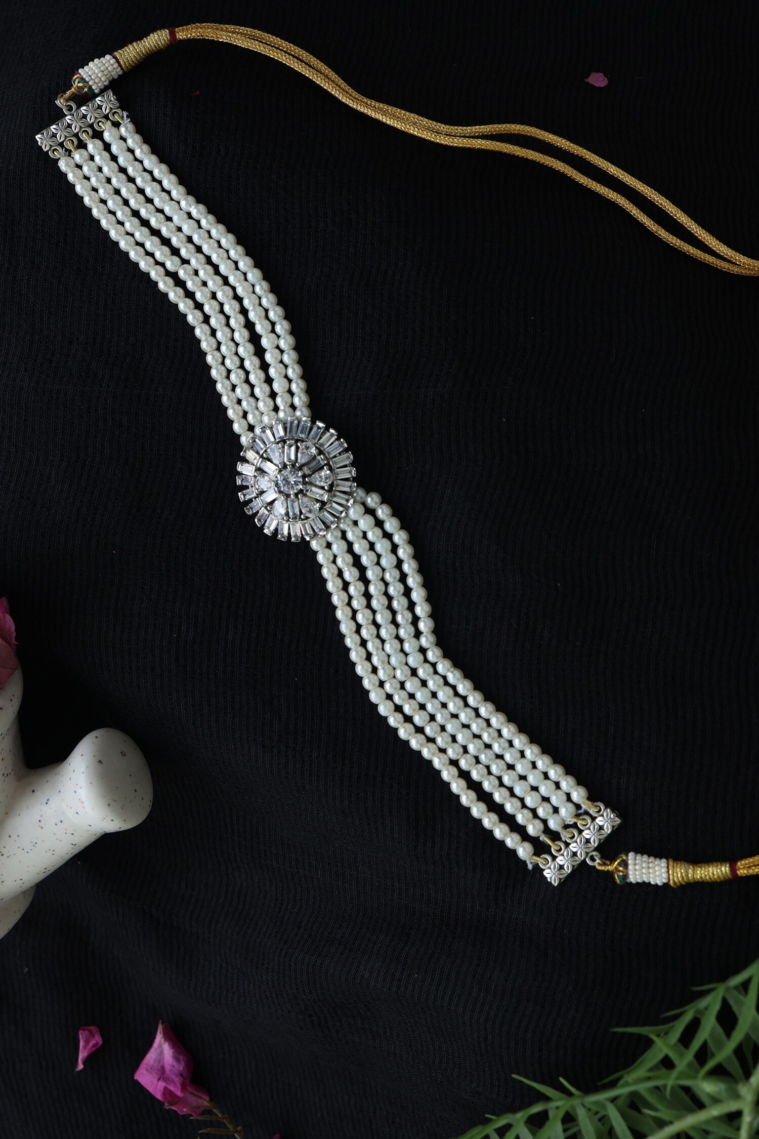 Buy Phiroza Irma Pearl Victorian Choker Necklace Online | Aza Fashions