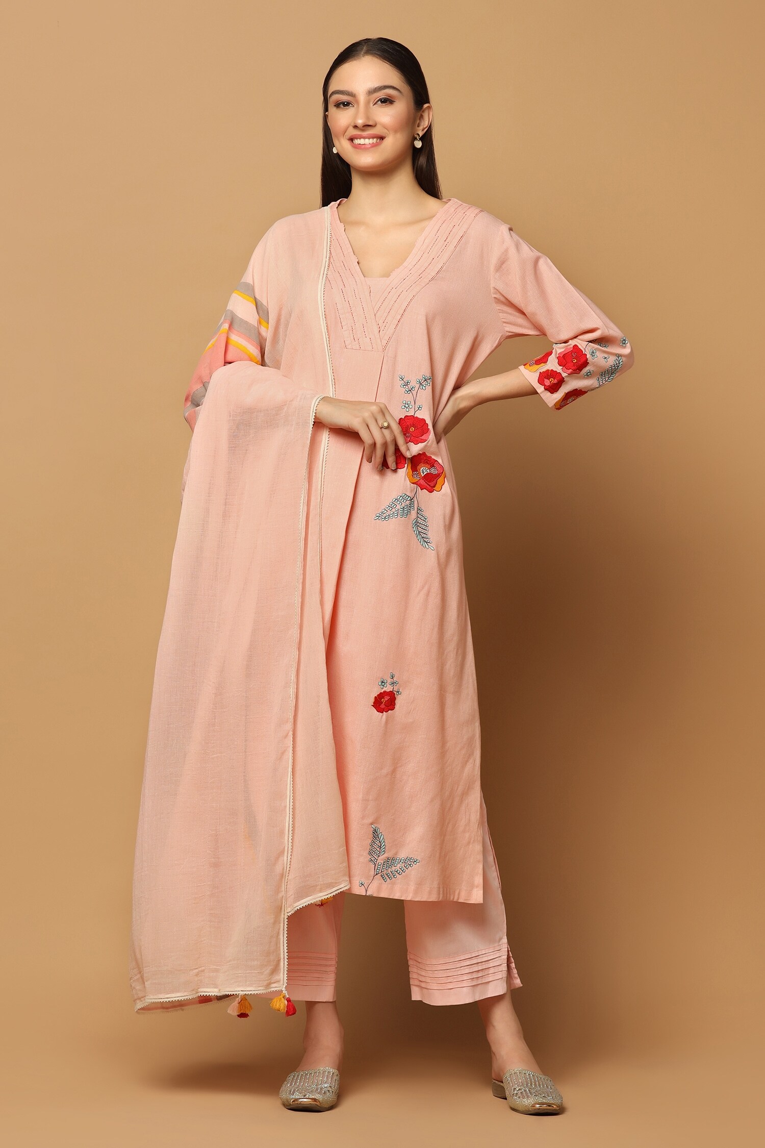 Buy Ikha Couture Peach Resham Embroidered Kurta Set Online | Aza Fashions