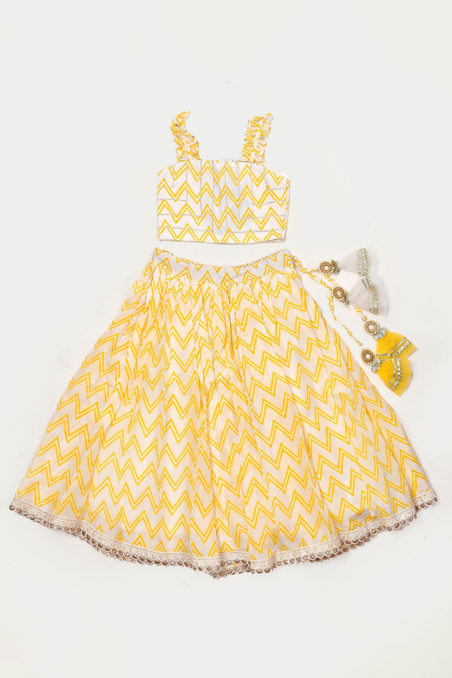 Buy Yuvrani Jaipur Yellow Chevron Print Lehenga Set For Girls Online ...