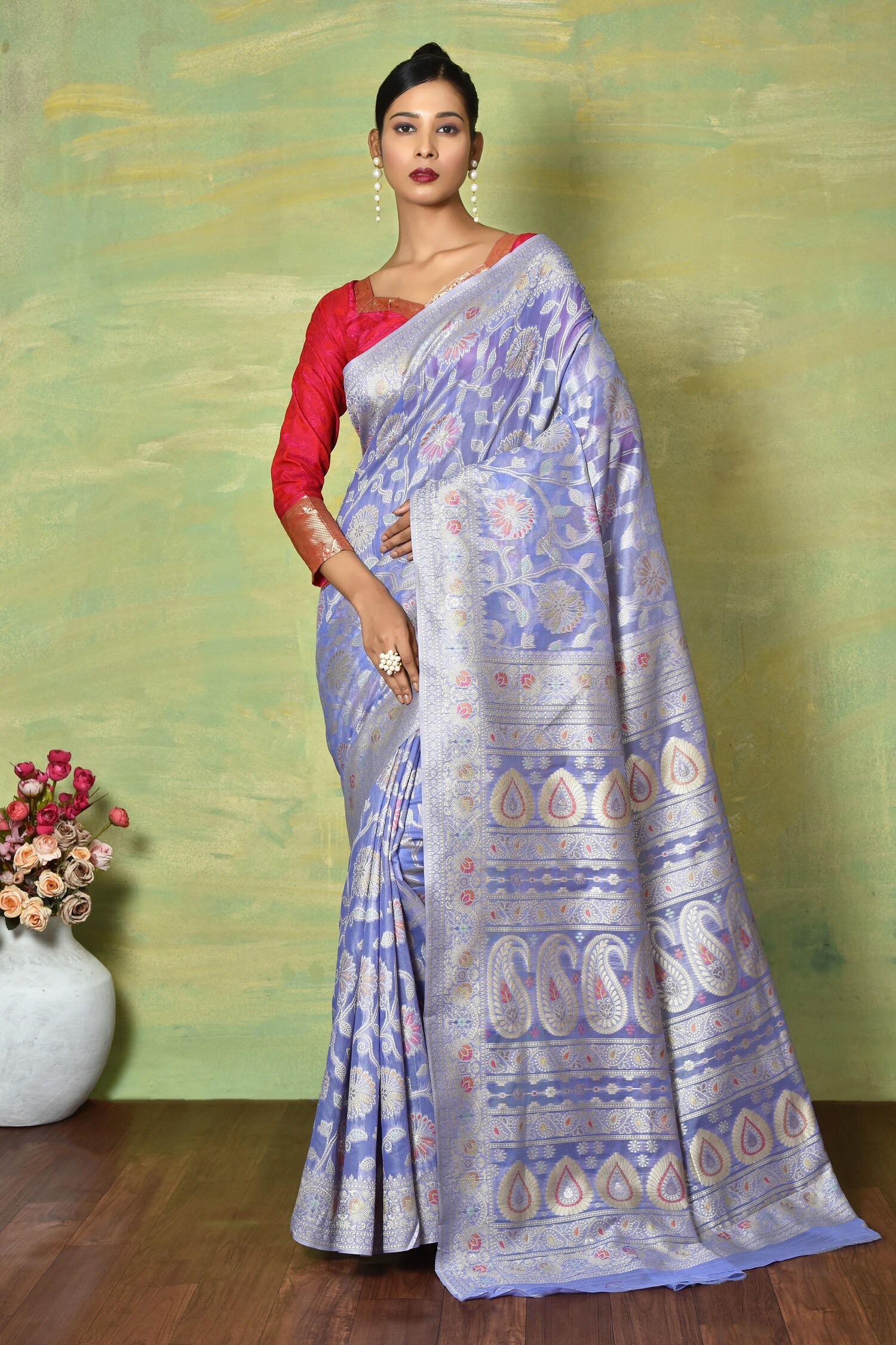 Buy Samyukta Singhania Purple Lucknowi Silk Spring Pattern Saree Online ...