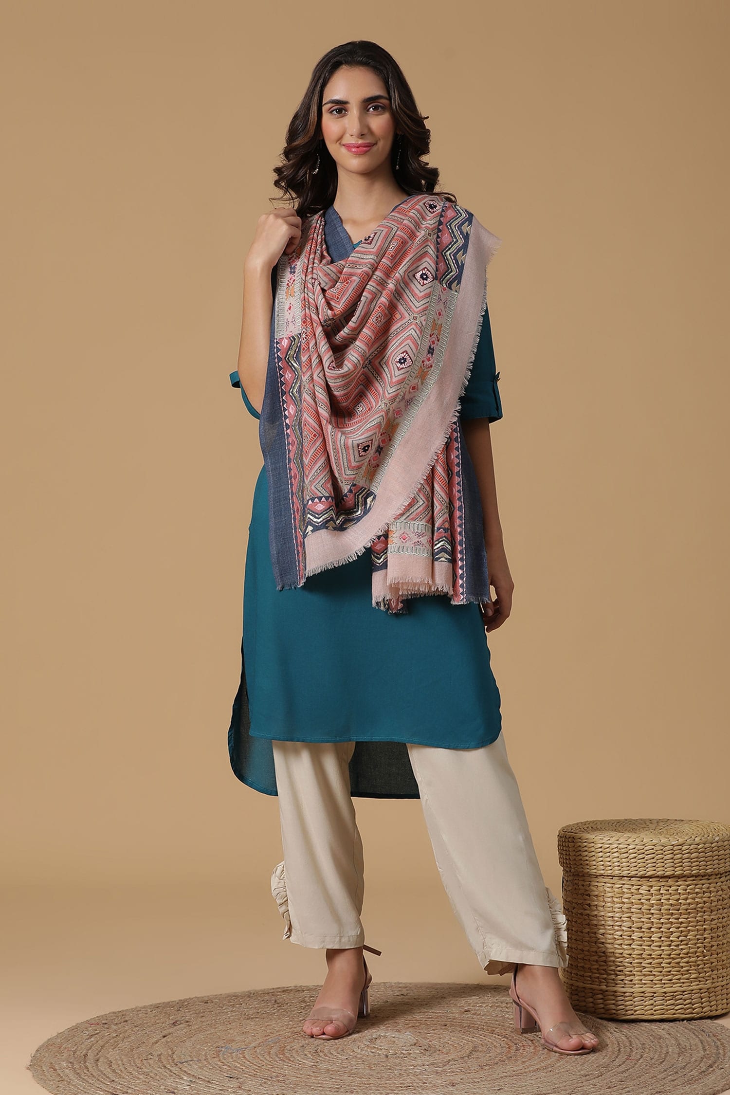Buy Shingora Wool Geometric Pattern Shawl Online | Aza Fashions