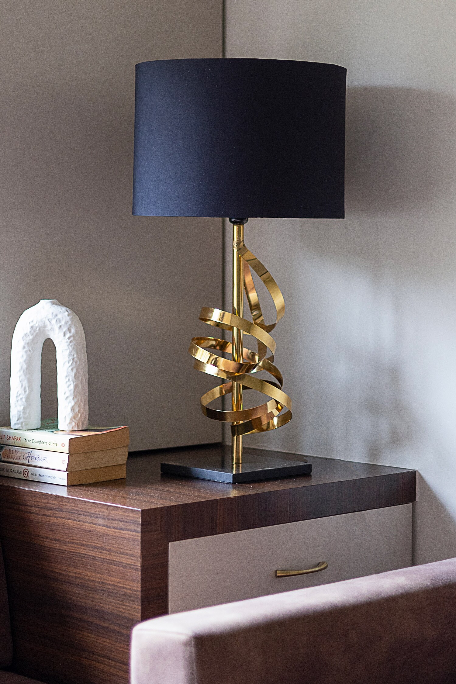 Buy H2H Swiggle Table Lamp Online | Aza Fashions