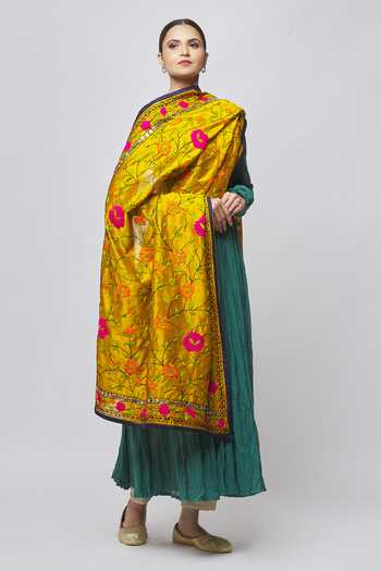 Buy Samyukta Singhania Yellow Cotton Silk Floral Phulkari Embroidered ...