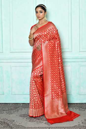 Buy Red Pure Silk Woven Floral Banarasi Saree For Women by Pinki Sinha ...