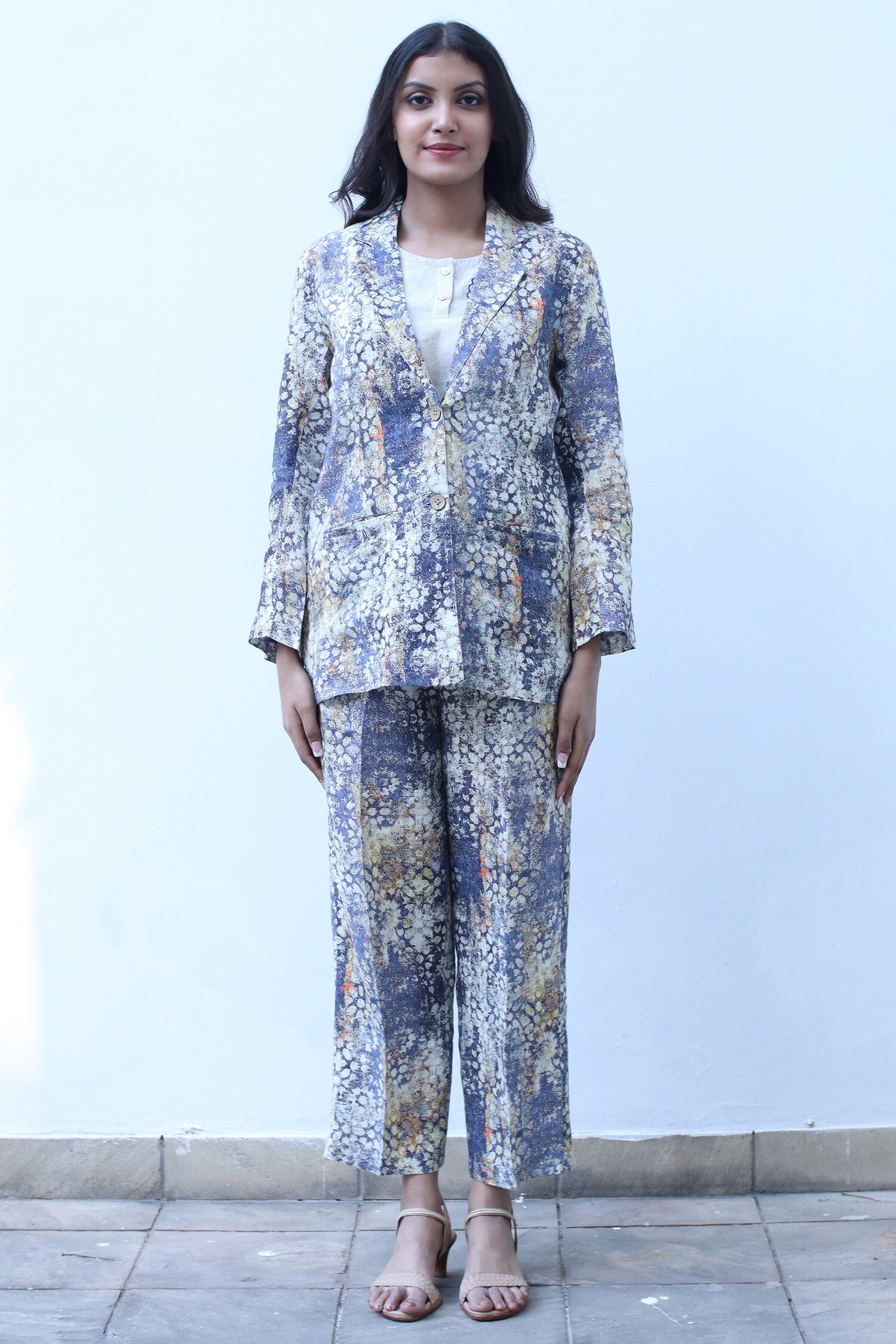 Buy Linen Bloom Blue Digital Print Linen Pant Online | Aza Fashions