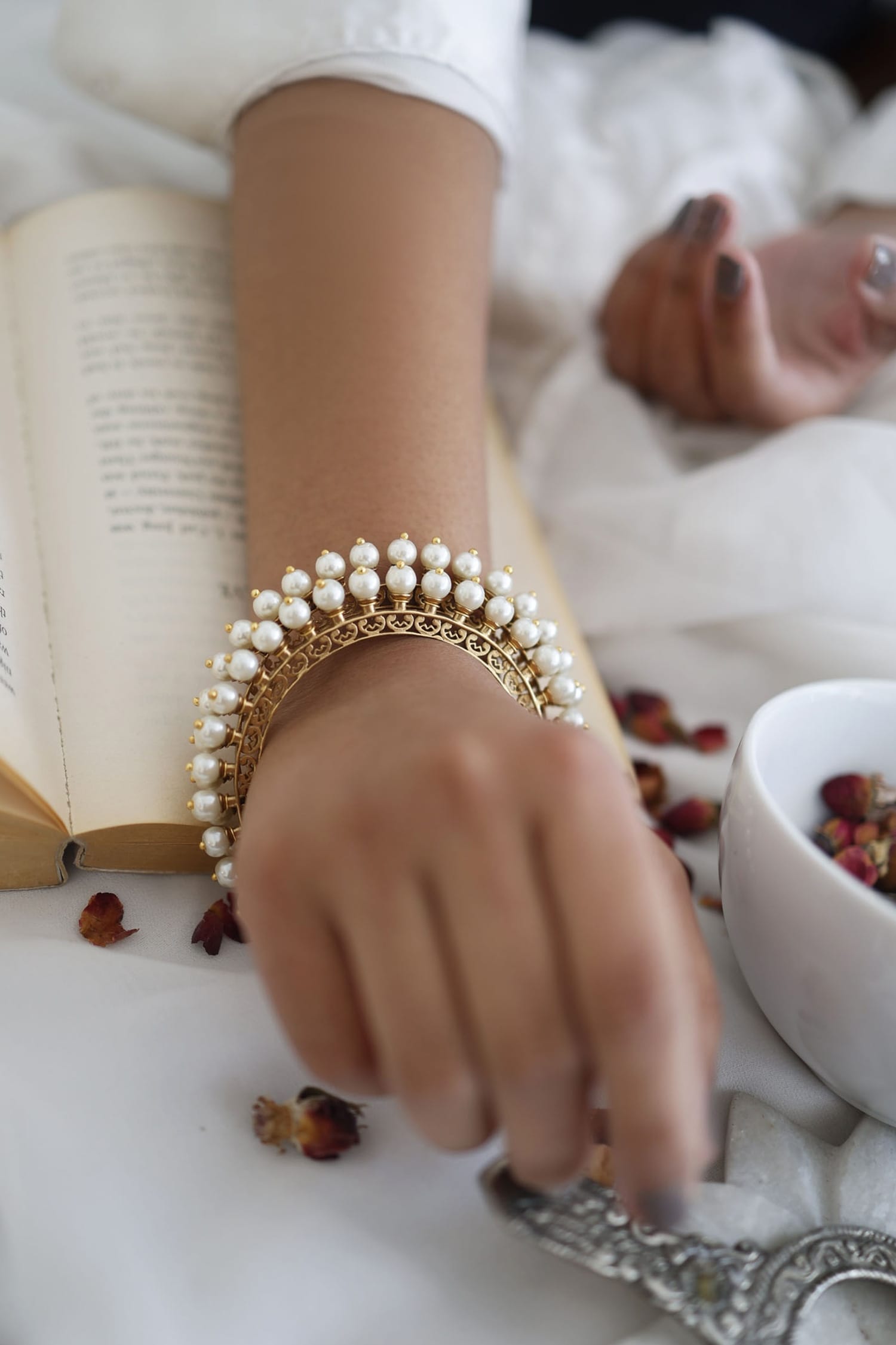 Buy Phiroza Shell Pearl Embellished Bangles Online | Aza Fashions