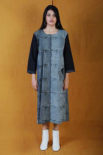 Buy Silkwaves Black Cotton Broken Print Midi Dress Online | Aza Fashions