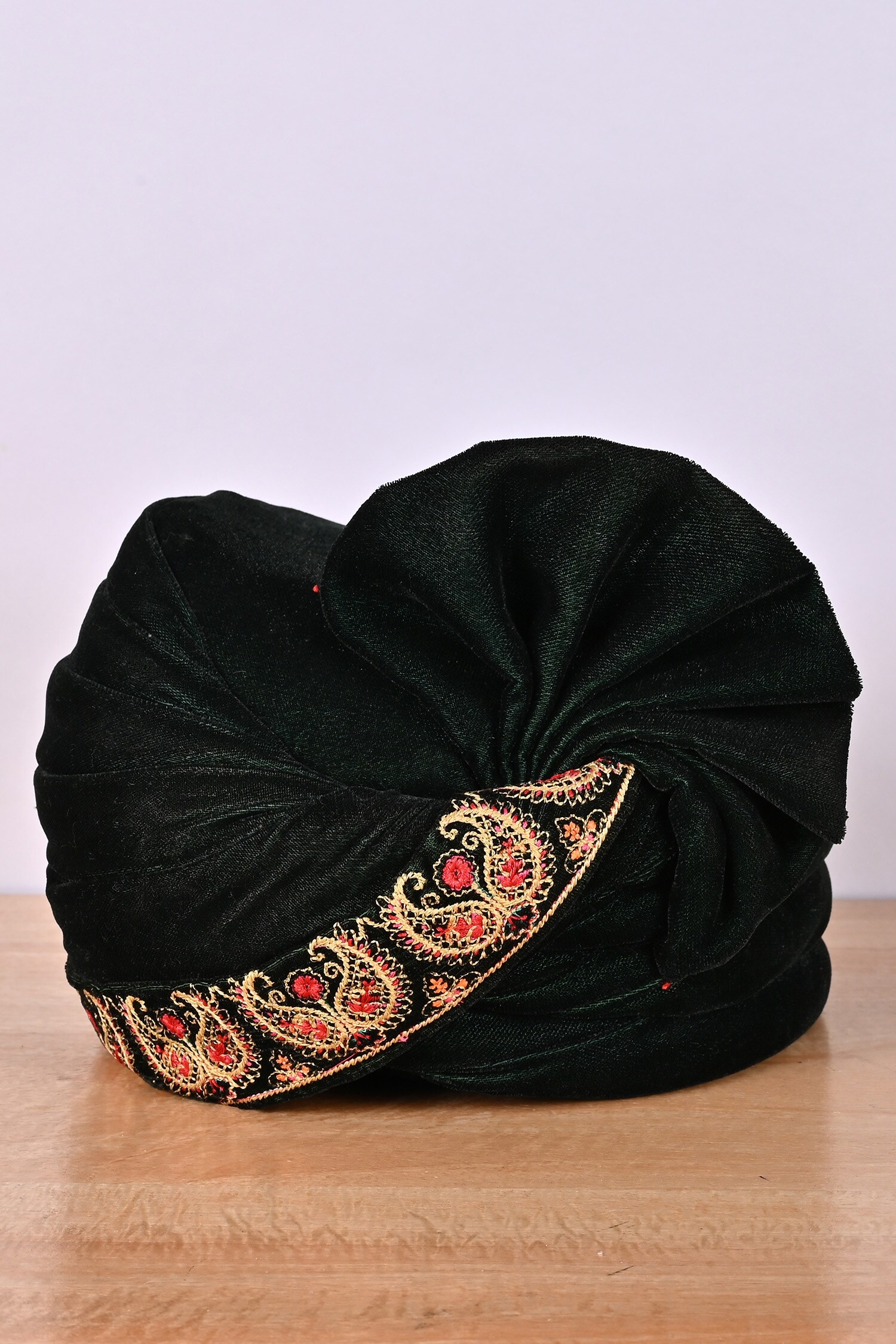 Buy Soniya G Green Velvet Safa Online | Aza Fashions