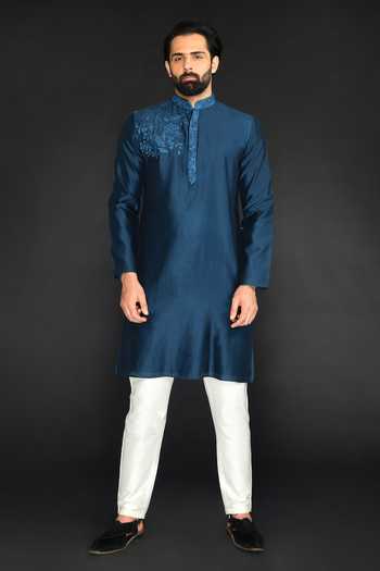 Buy Blue Vis Silk And Spun Lining 100% Floral Kurta Set For Men by ...