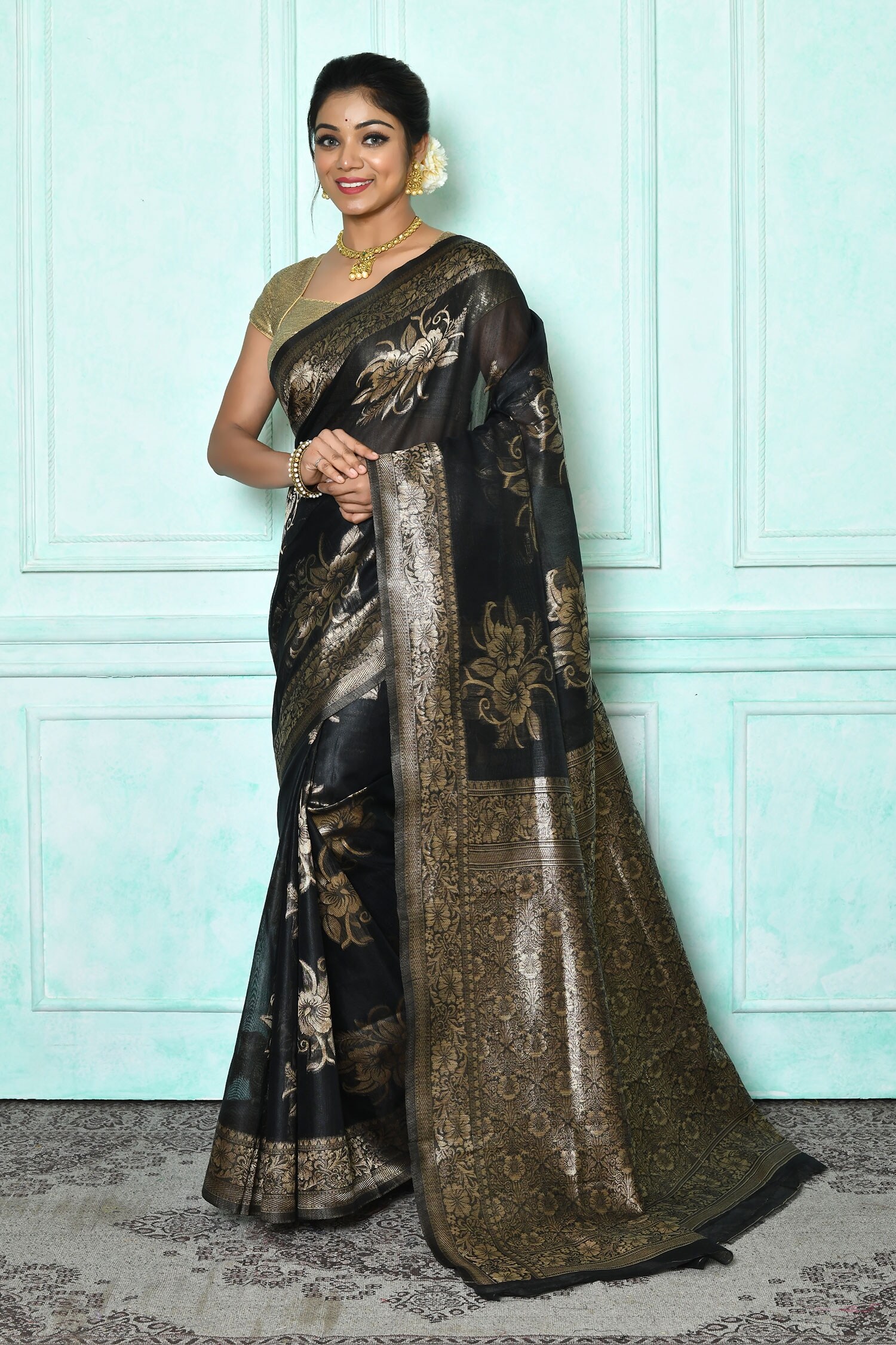 Buy Black Linen Woven Floral Pattern Saree For Women by Nazaakat by ...
