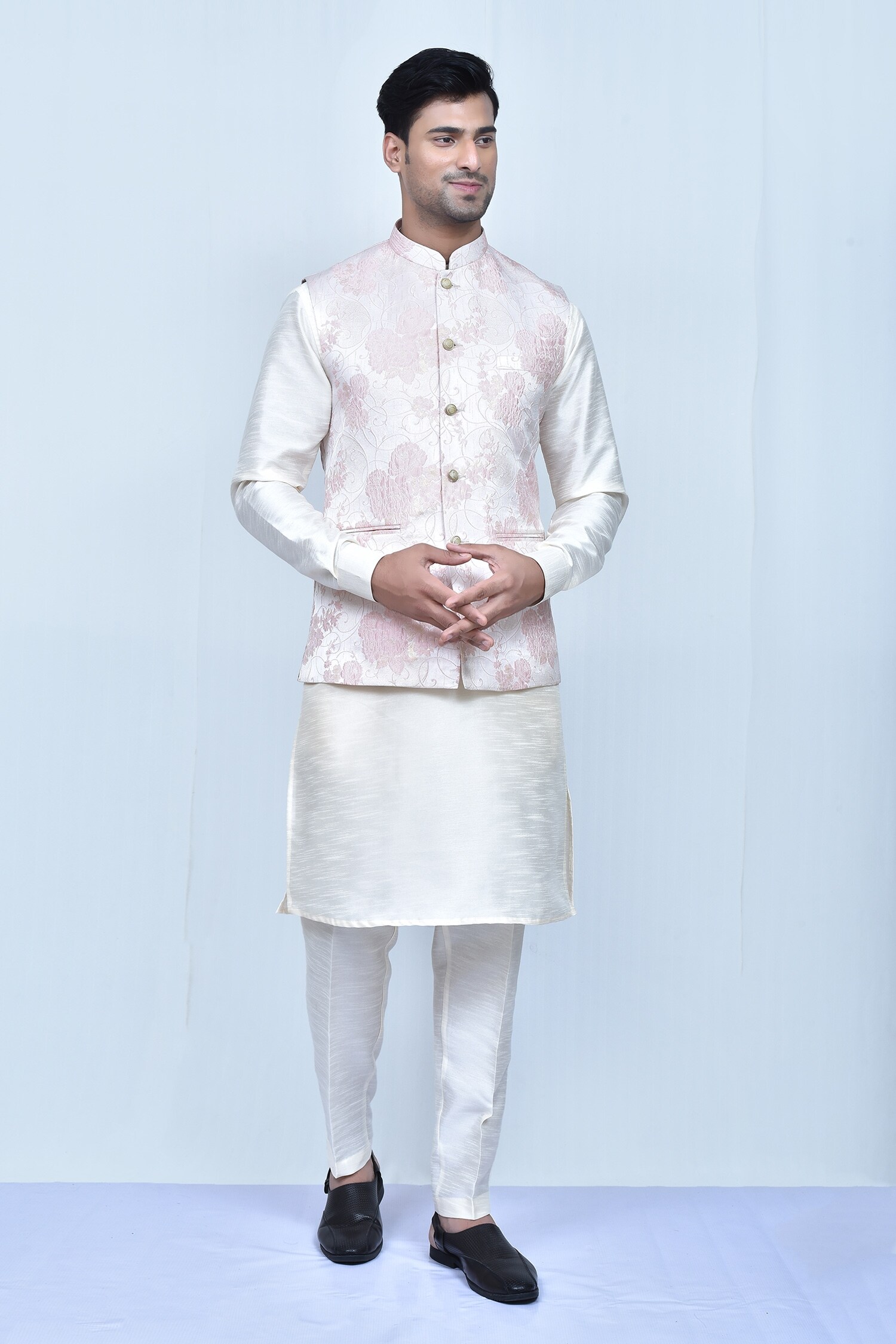 Buy Pink Art Silk Jacquard Floral Flower Pattern Bundi For Men by ...