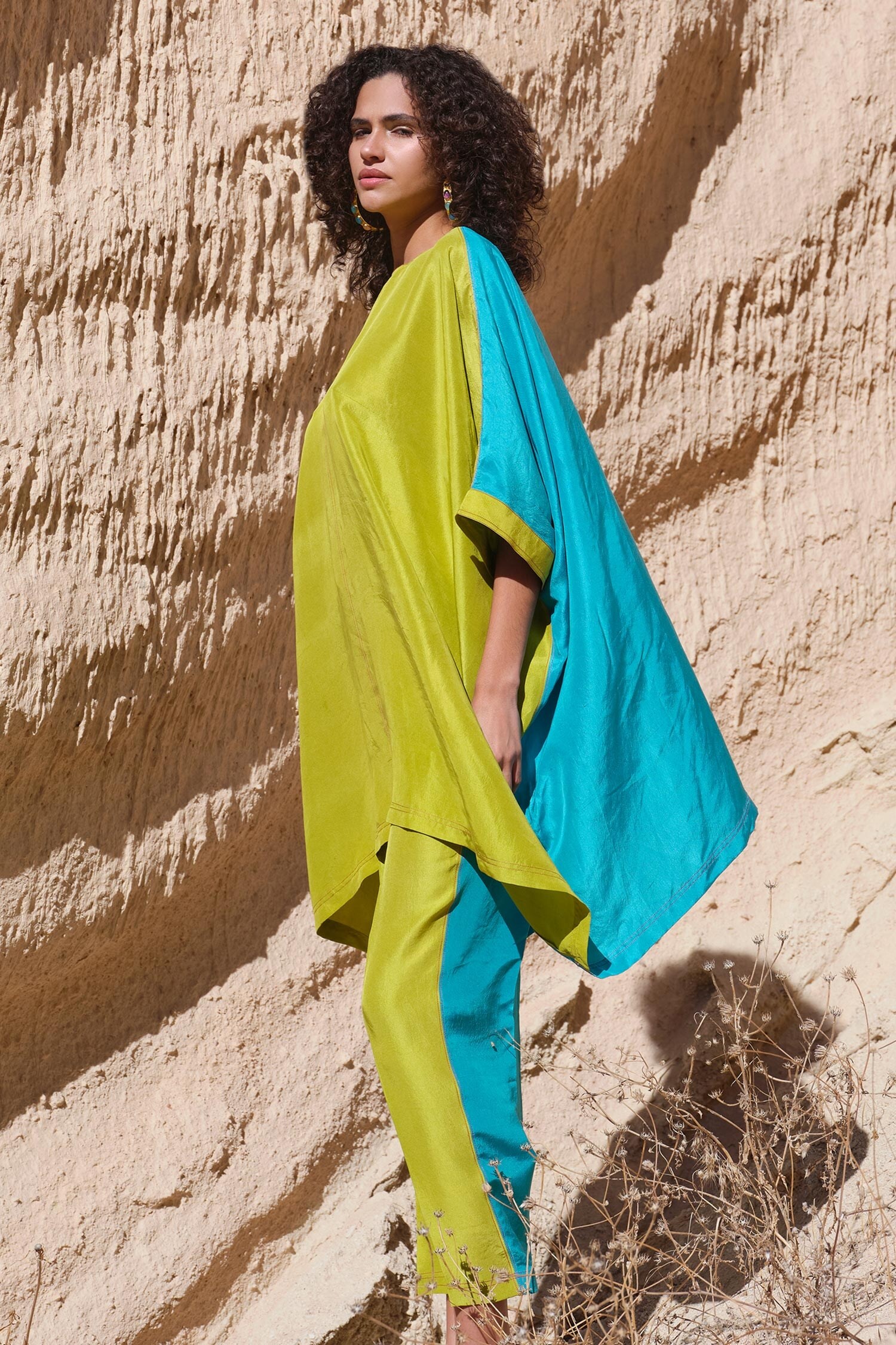 Buy Blue Pure Silk Plain Round Marina Colorblock Pant Set For Women by ...