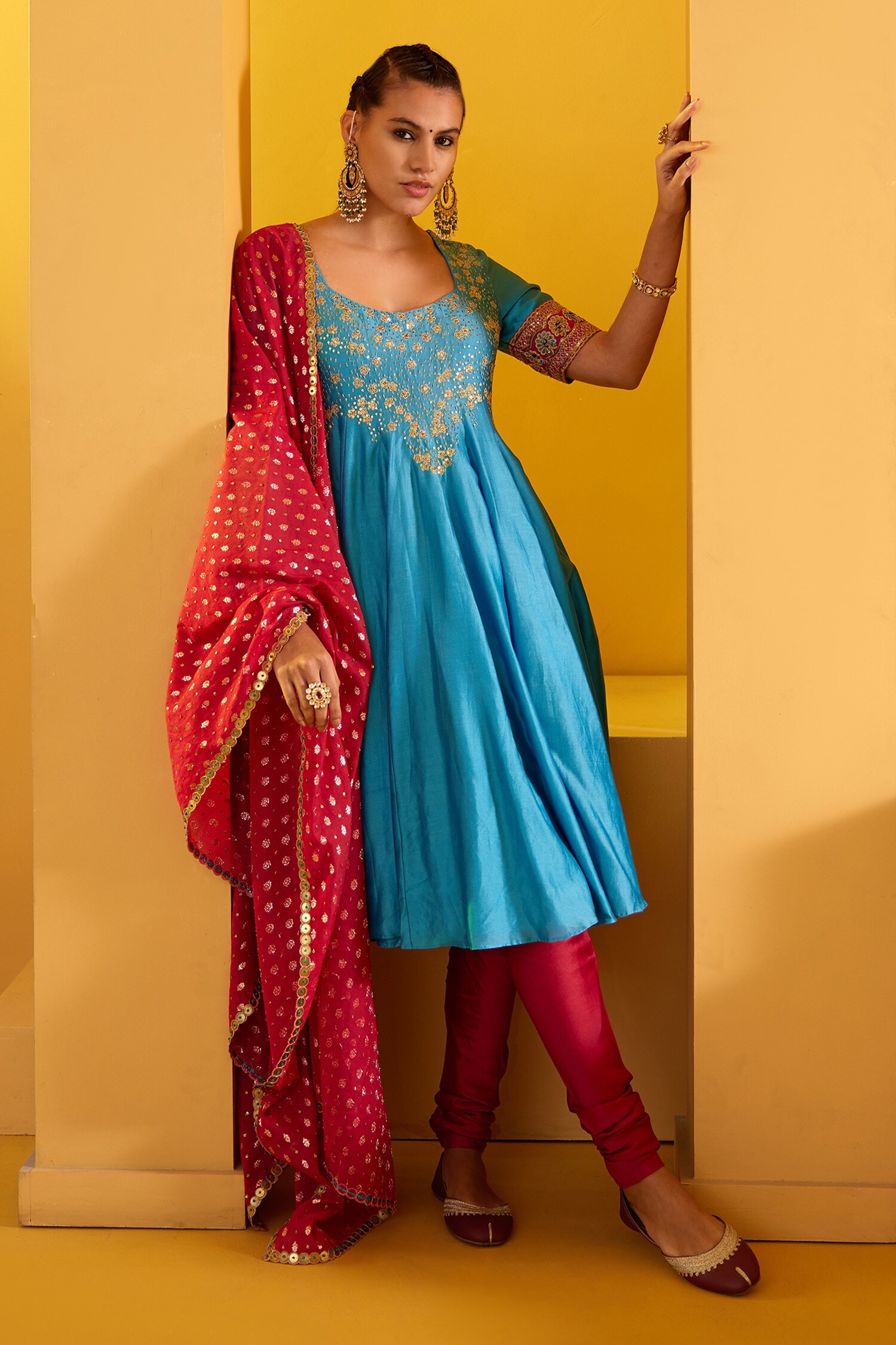 Buy Pratibha Sultania Blue Floral Embellished Yoke Anarkali Set Online ...