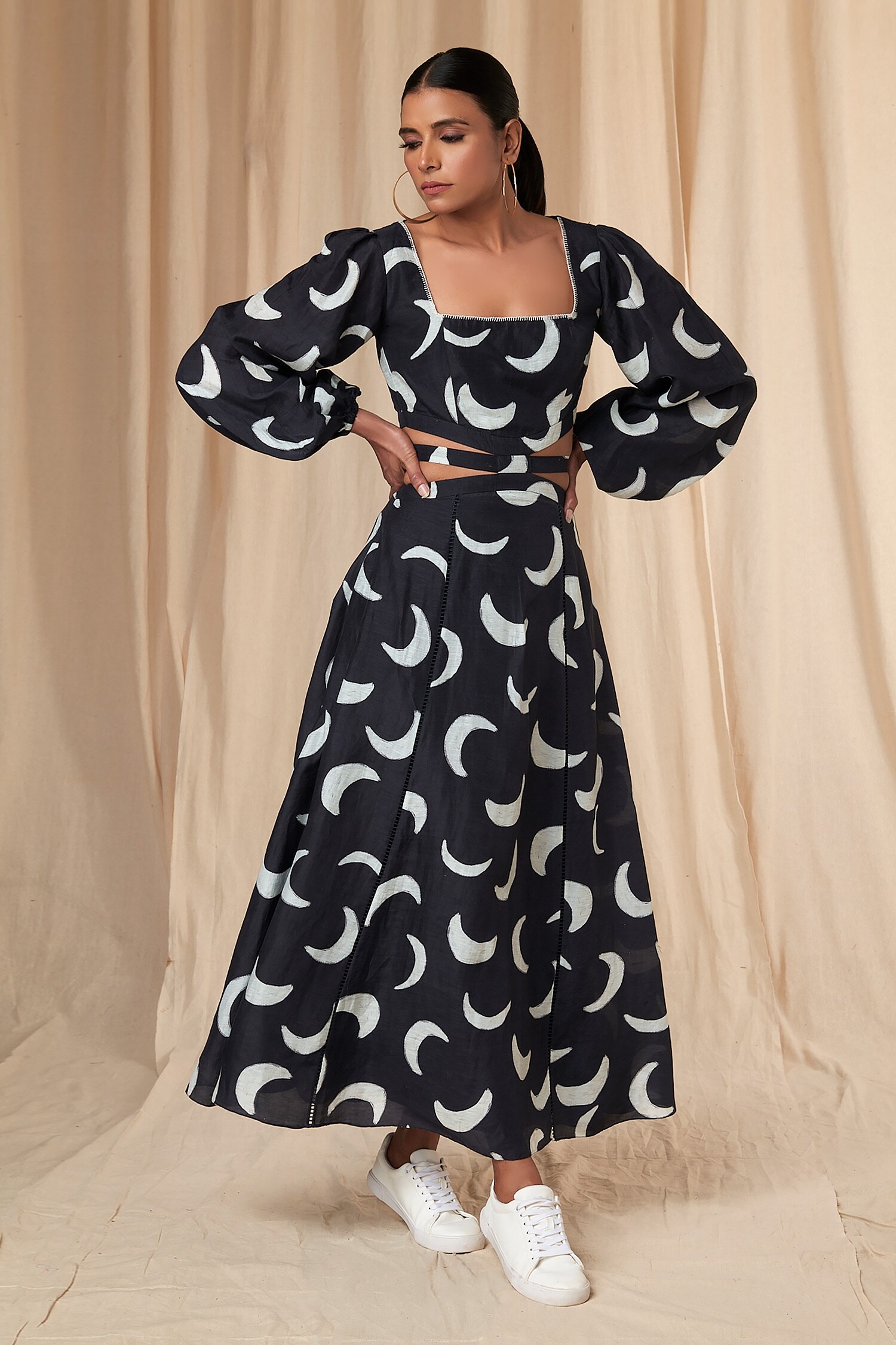 Buy Masaba Black Bemberg Linen Beck Mooncrest Print Cutout Dress Online ...