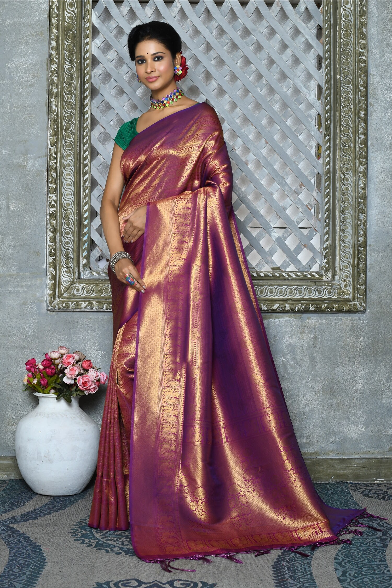 Buy Magenta Silk Blend Spring Woven Saree For Women by Nazaakat by ...