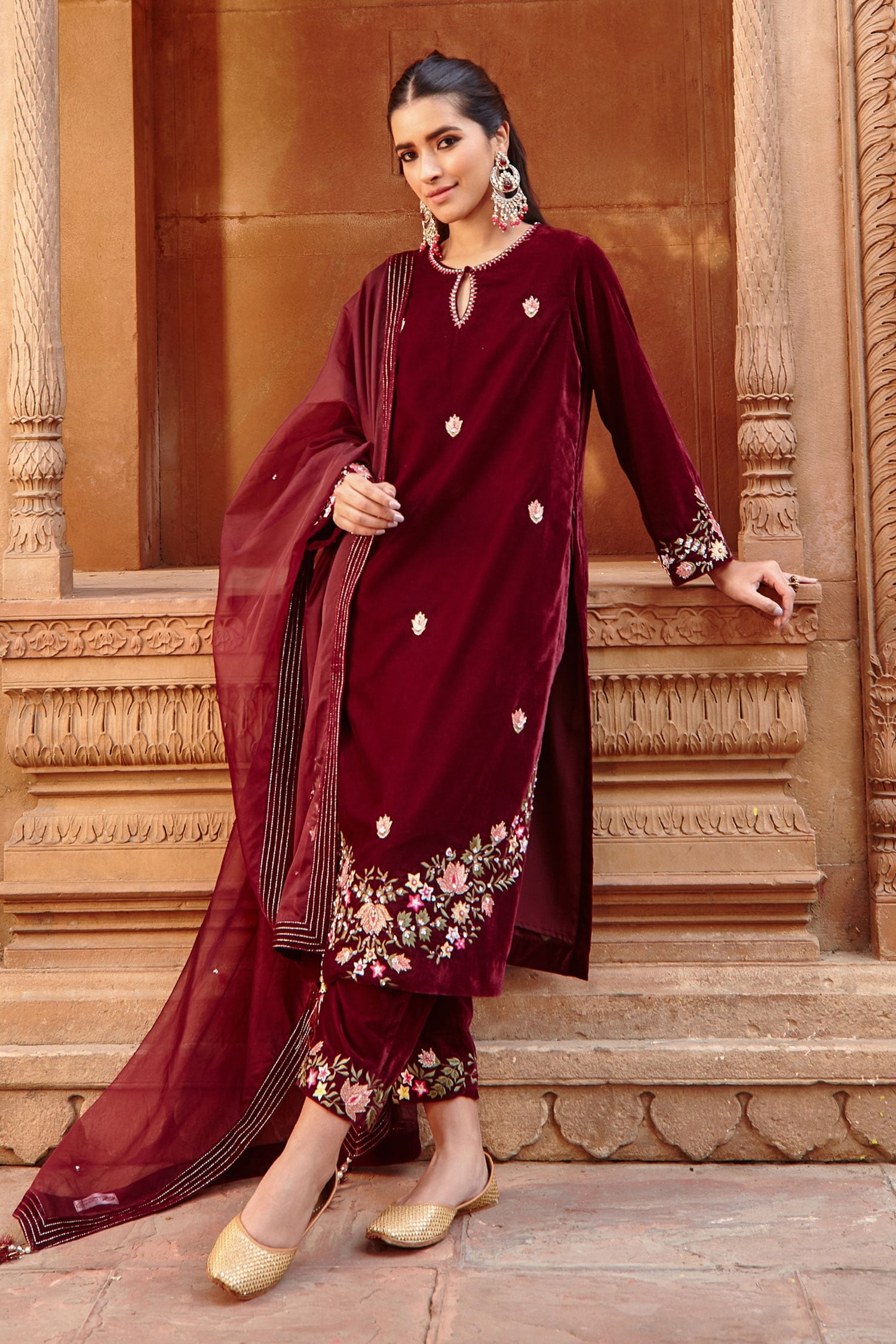 Buy Ajiesh Oberoi Wine Cotton Silk Thread Embroidered Straight Kurta