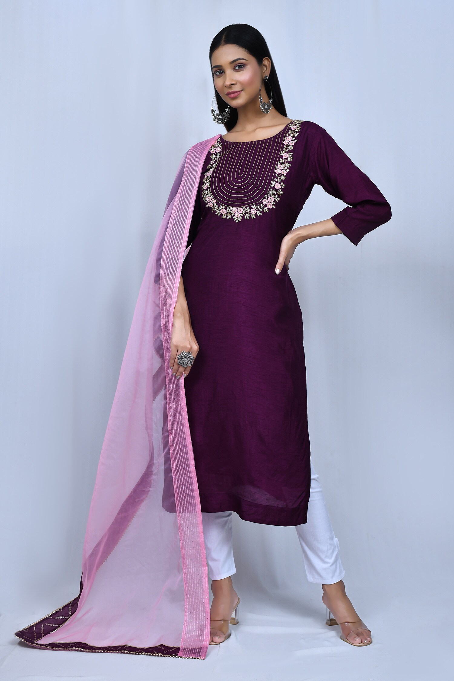 Buy Nazaakat by Samara Singh Purple Threadwork Placket Straight Kurta ...
