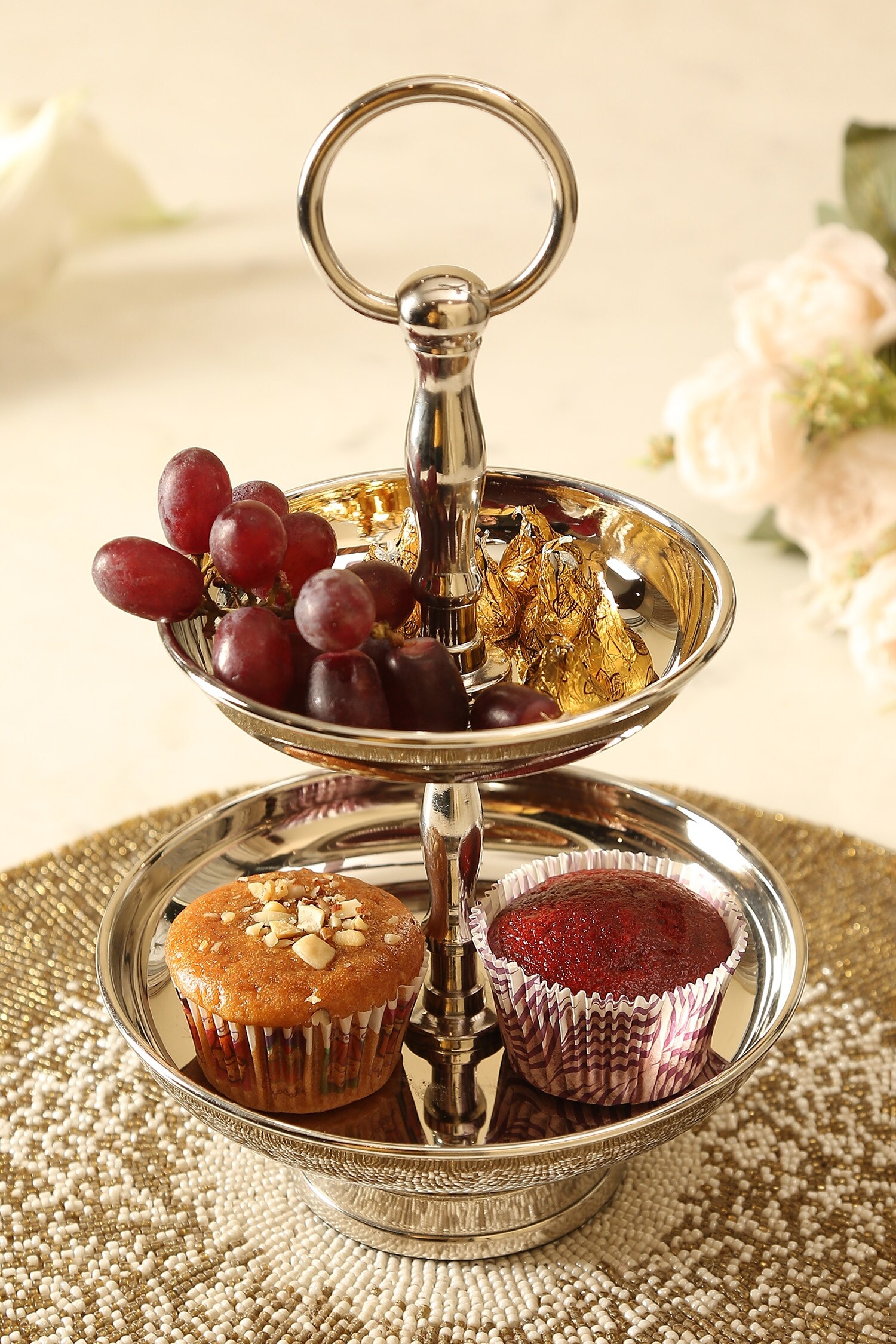 Buy Amoli Concepts Cake And Cookie Tiered Stand Online | Aza Fashions