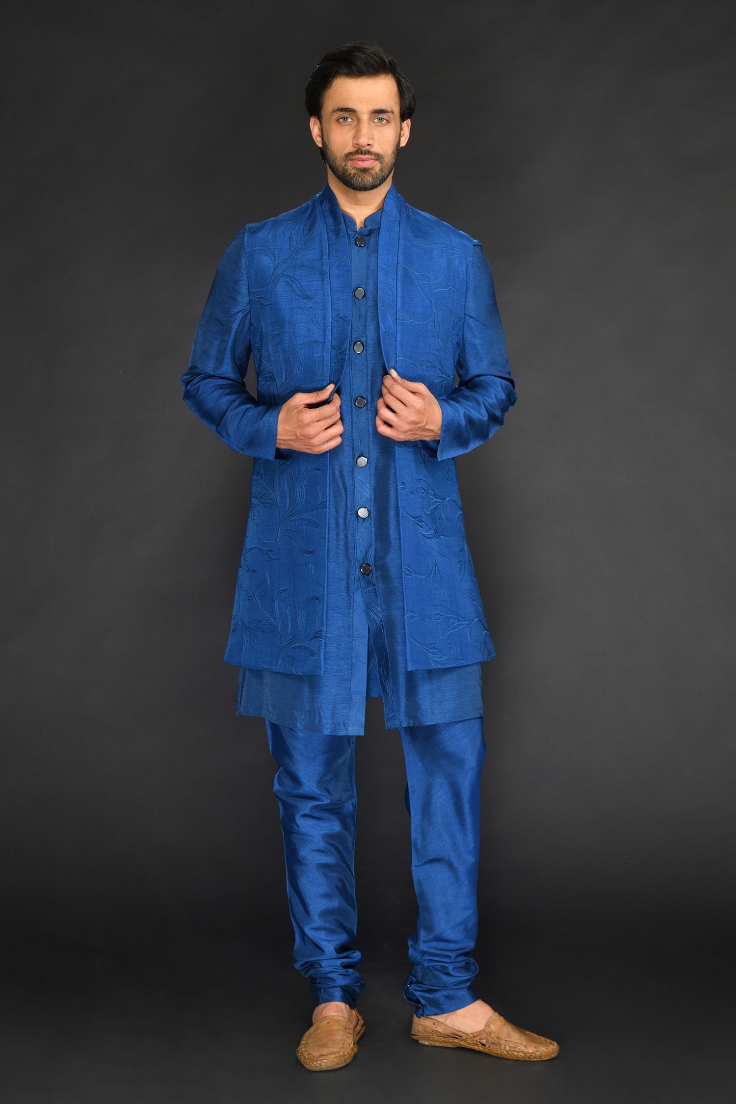 Buy SAMMOHAN CEREMONIAL Blue Vis Silk Embroidered Long Bundi And Kurta ...