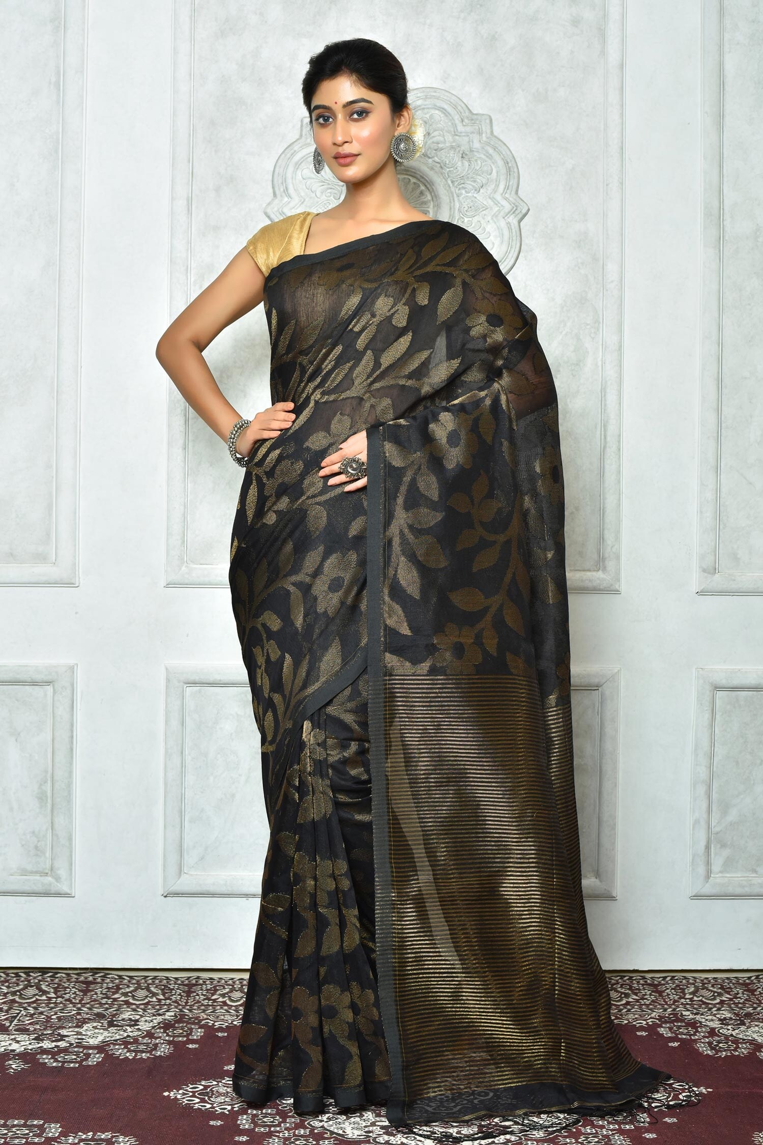 Buy Samyukta Singhania Black Blended Cotton Flower Vine Pattern Jamdani ...