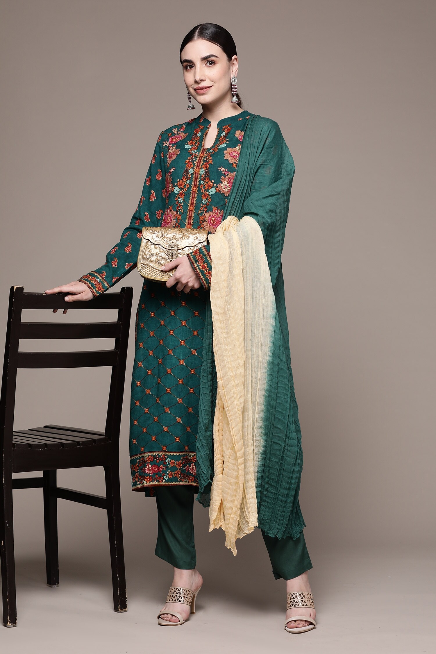 Buy Green Rayon Floral Motifs Band Collar Pattern Kurta Set For Women ...