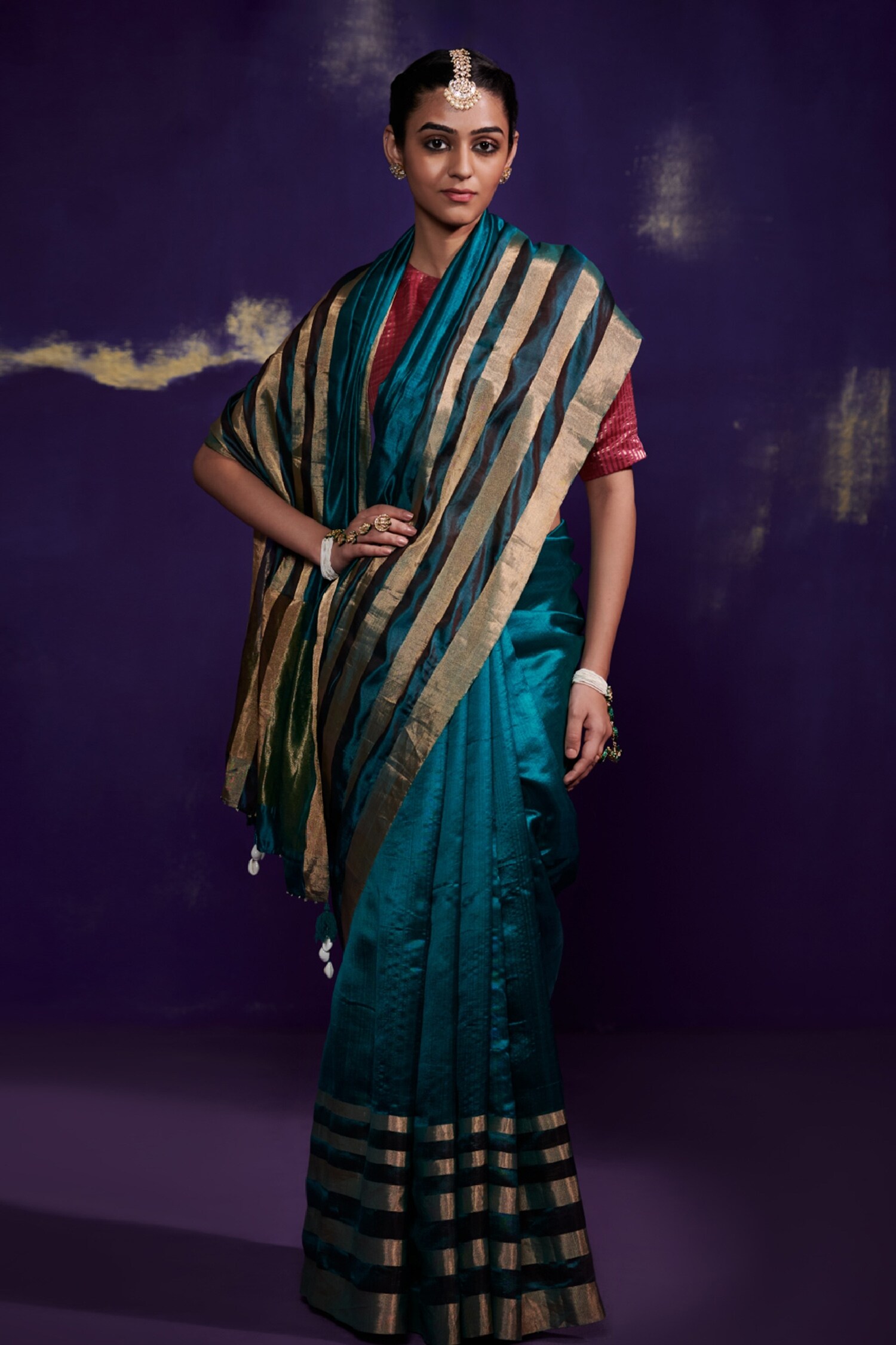 Buy Dressfolk Blue Handloom Silk Metallic Bordered Saree Online | Aza ...