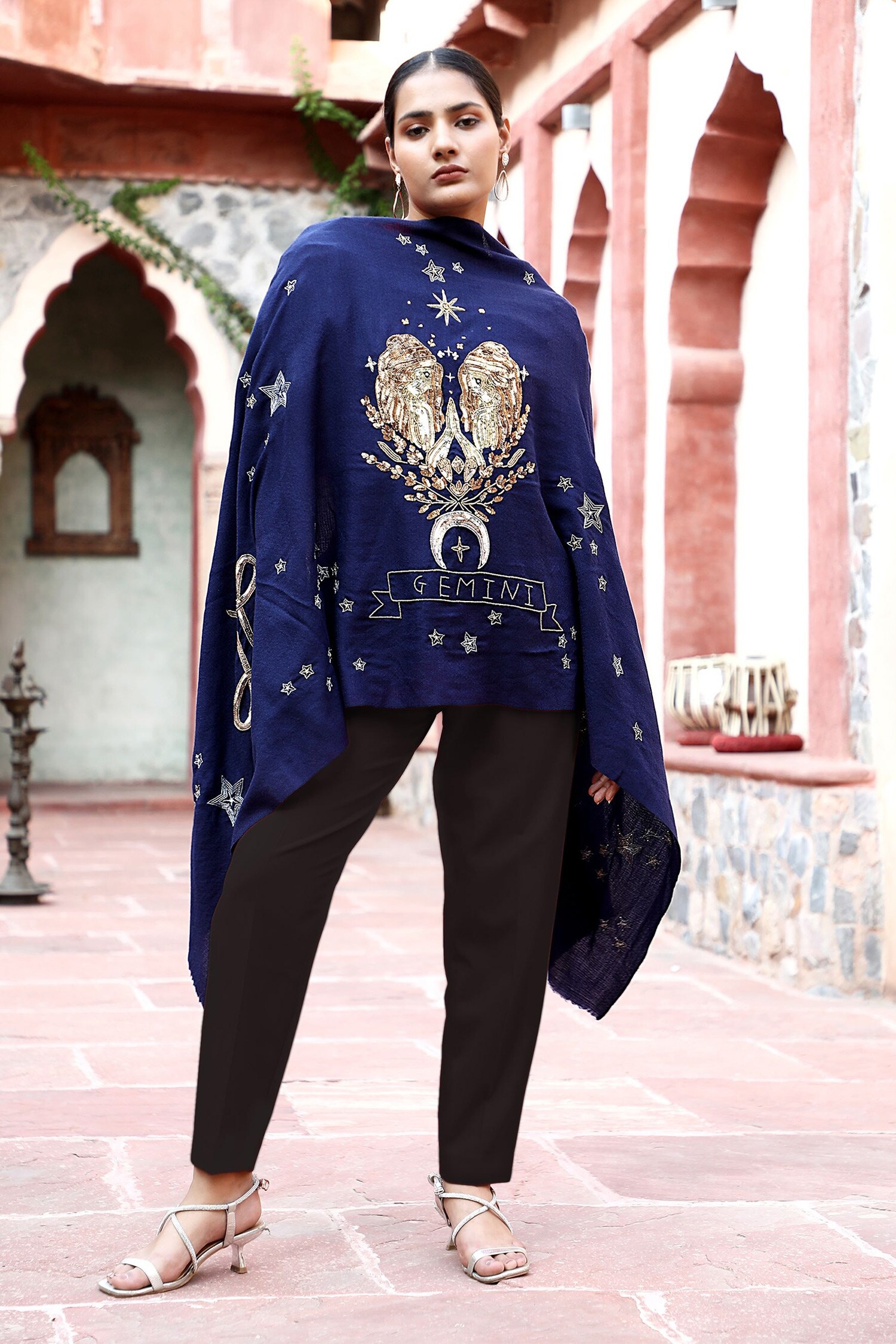 Buy Dusala Shawls Gemini Sequin Pipe And Thread Work Stole Online | Aza ...