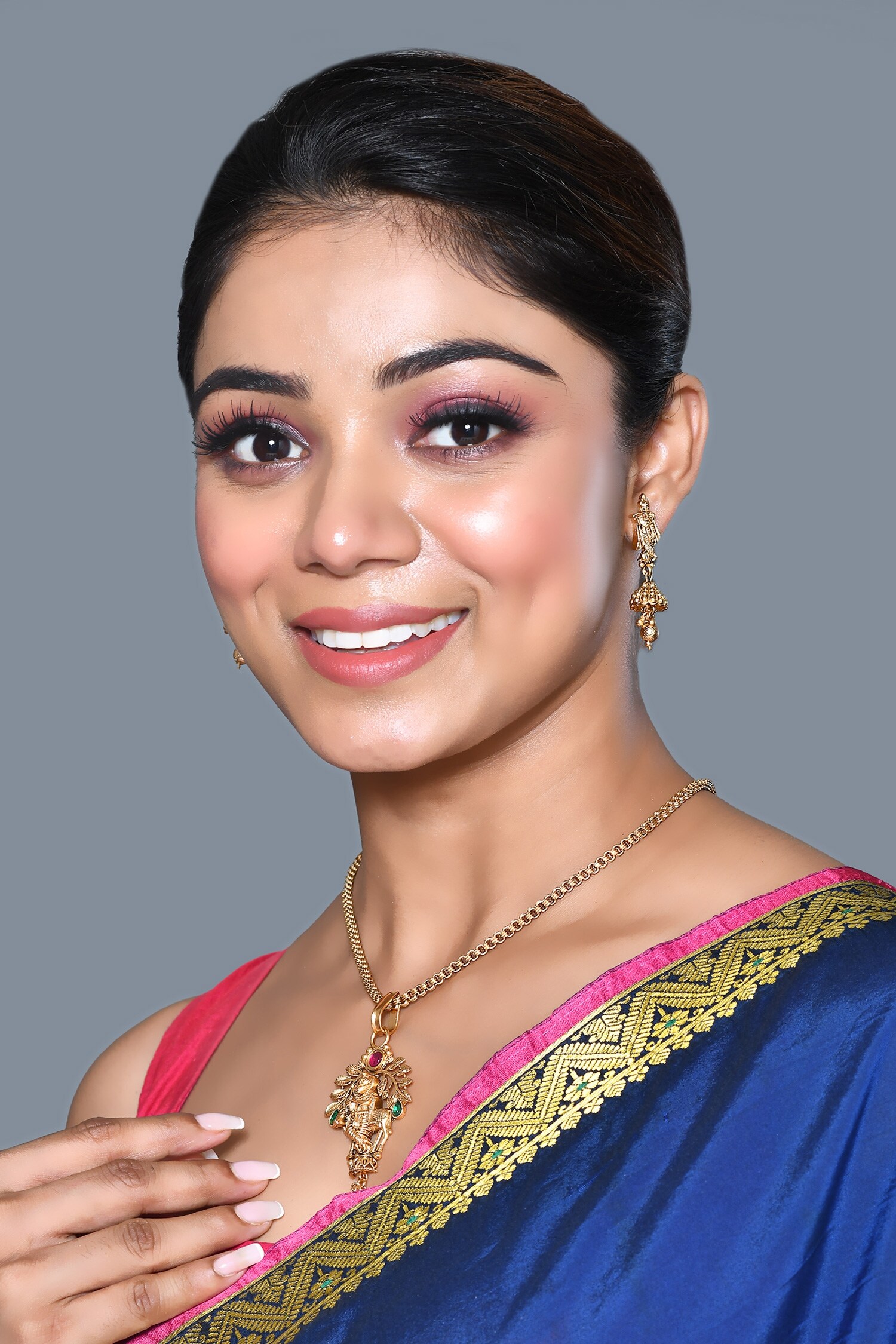 Buy Naintara Bajaj Ruby Stone Embellished Pendant Necklace Jewellery ...