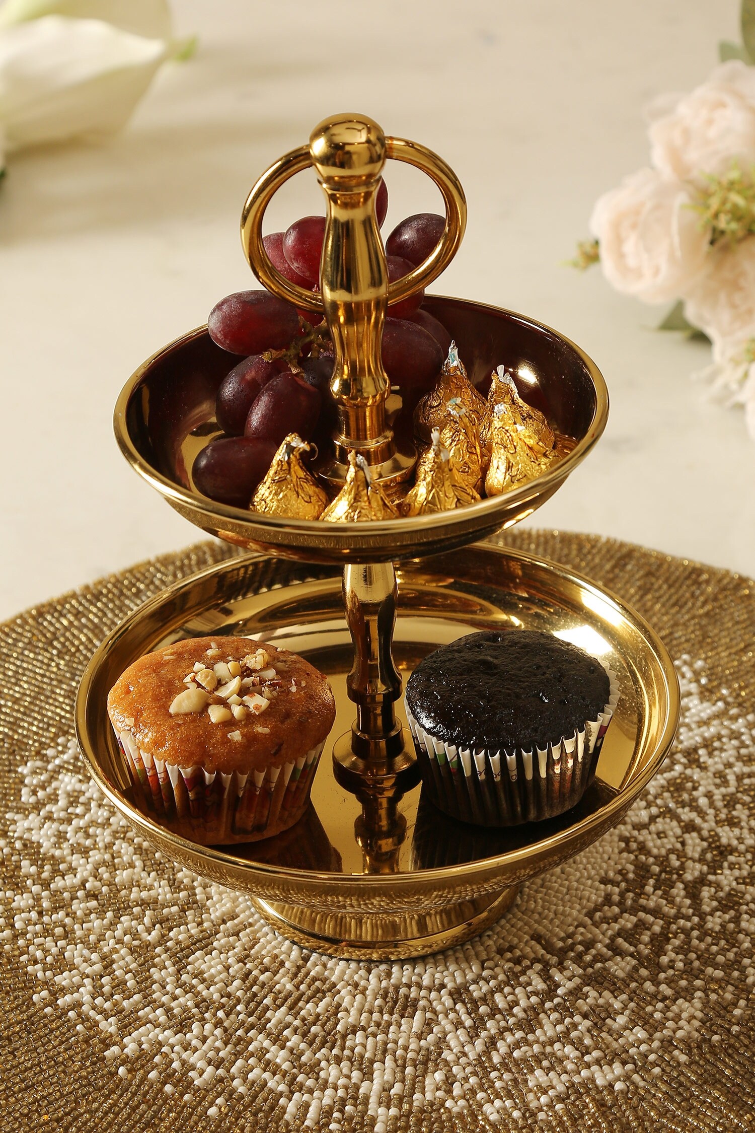 Buy Amoli Concepts Cake And Cookie Stand Online | Aza Fashions