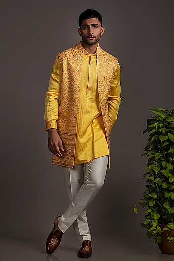 Buy Jayesh Shah Yellow Silk Blend Geometric Embroidered Bundi With ...