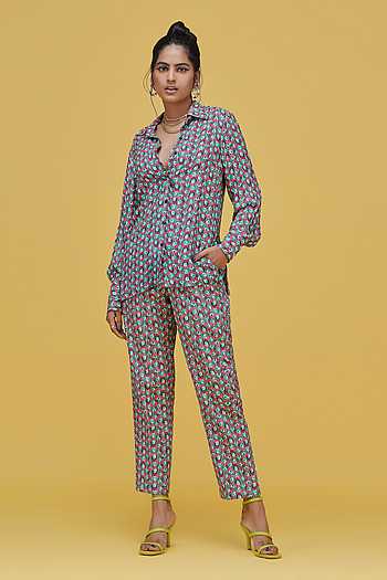 Buy Raasa Green Crepe Ulta Pulta Tulip Shirt Online | Aza Fashions