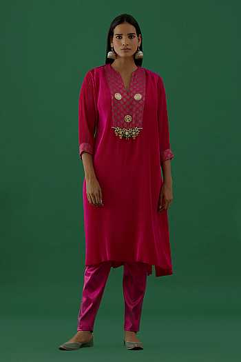 Buy 5 elements Pink Pleated Polyester Mix Brooch Embellished Tunic ...