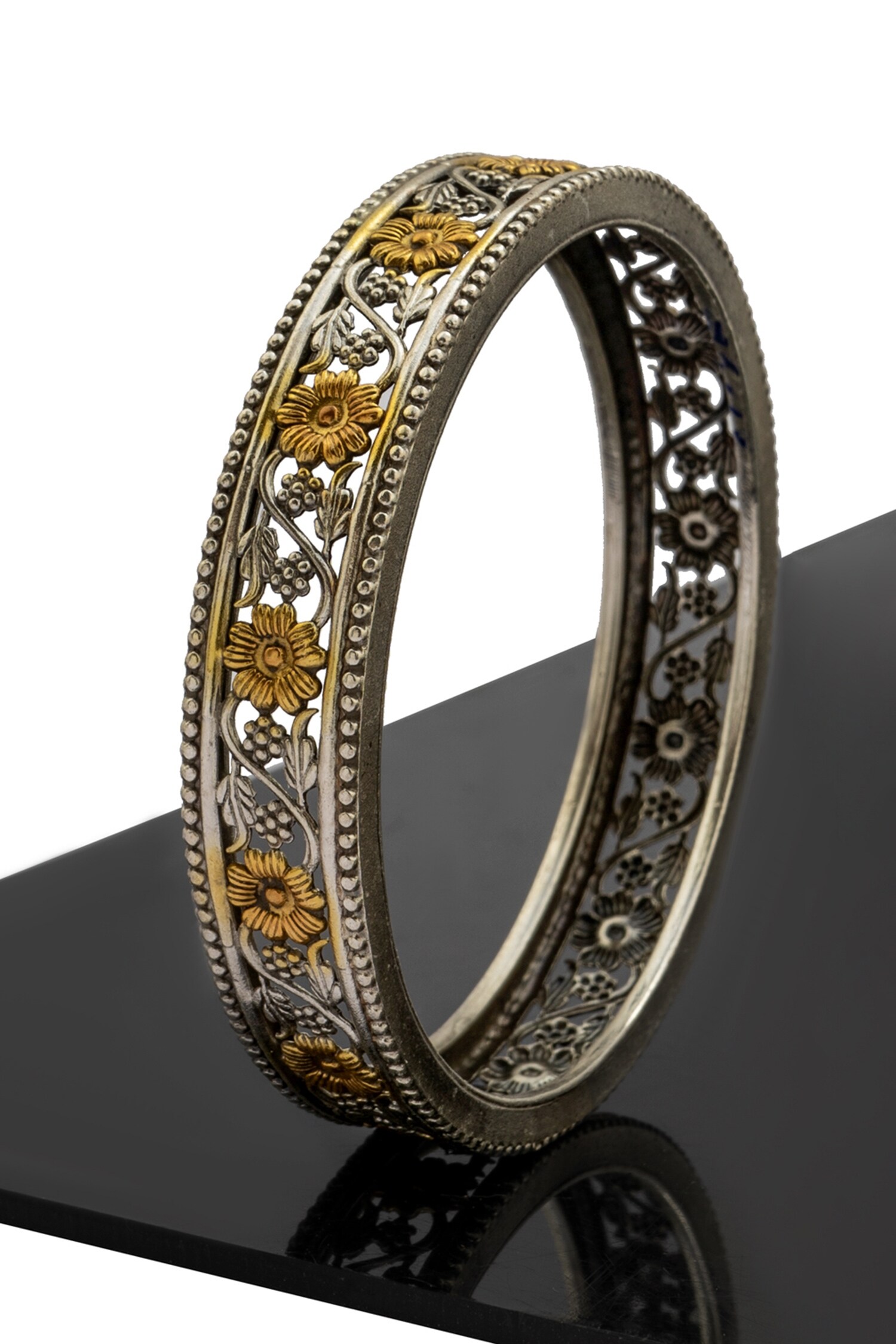 Buy Neeta Boochra Tribal Floral Cutwork Bangle Online | Aza Fashions