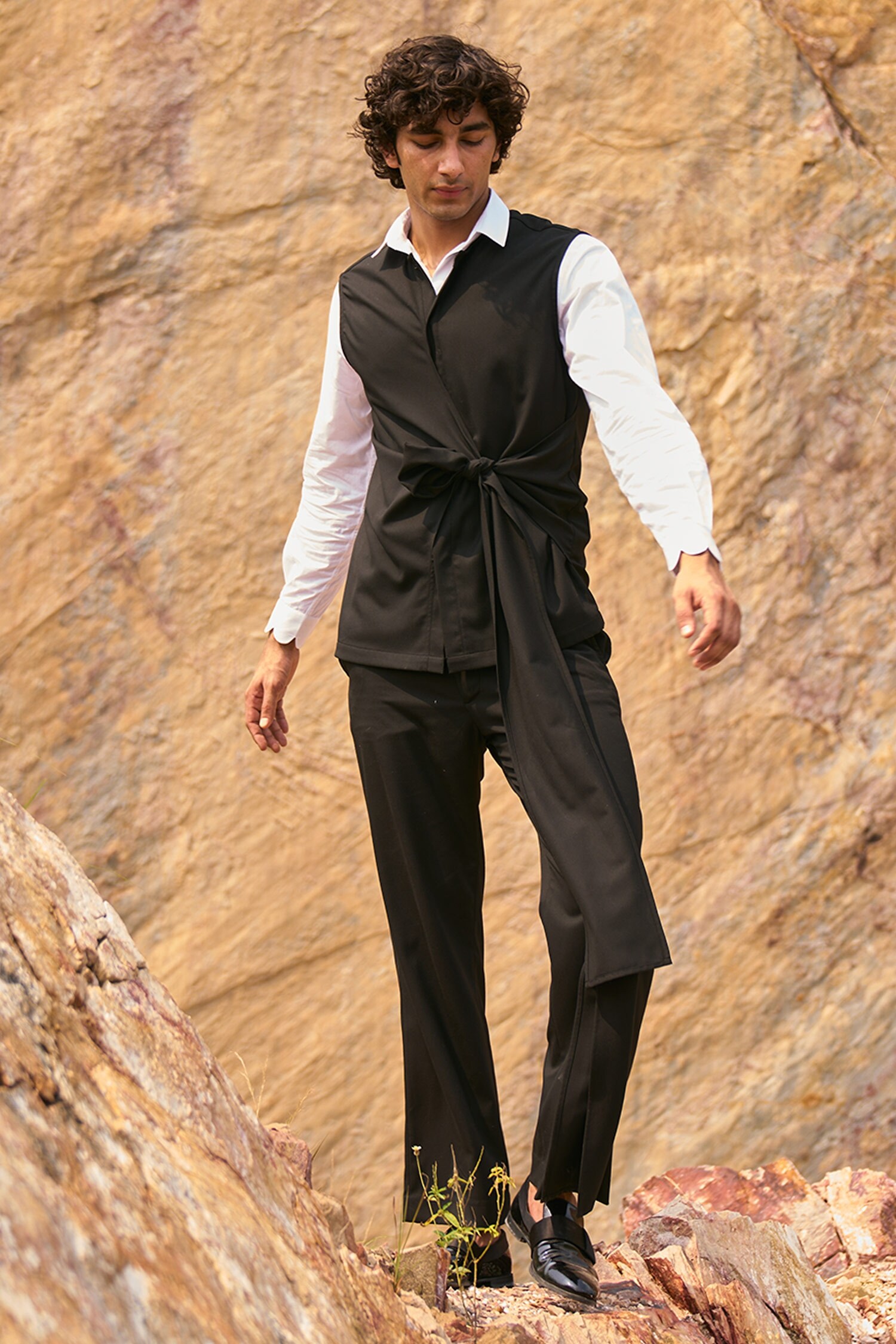 Buy Dash and Dot Black Polyester Sleeveless Tie-up Jacket Set Online ...