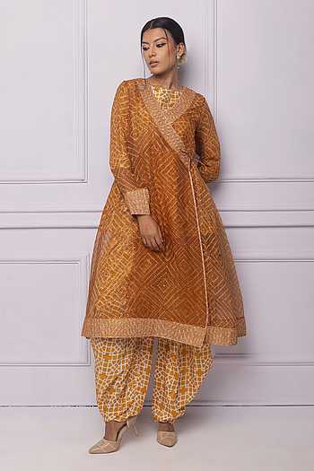 Buy Yellow Organza Printed Batik V Neck Angrakha For Women by Ek Katha ...