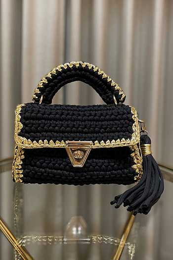 Buy BIJIT Cotton Contrast Border Sling Bag Online | Aza Fashions