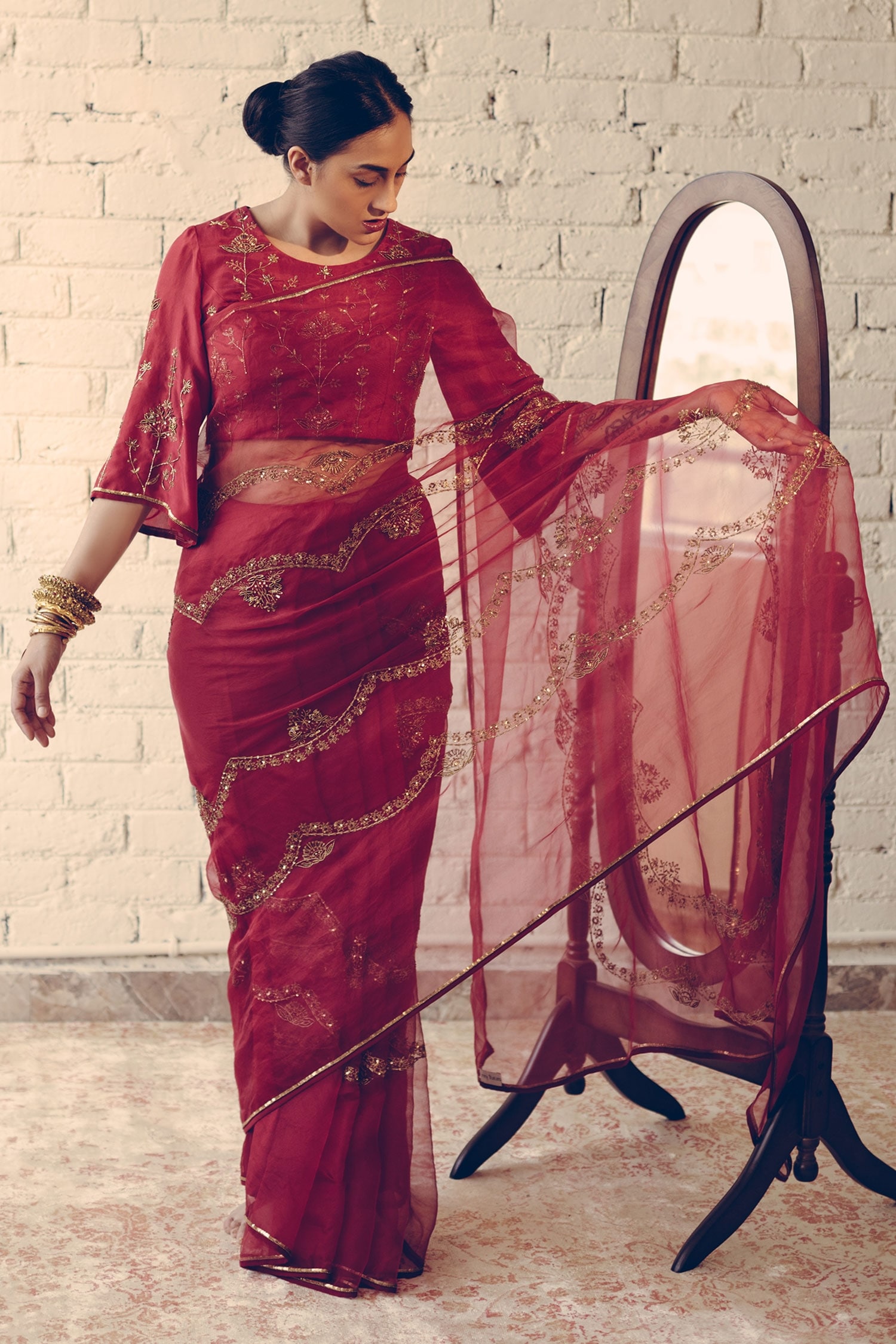 Buy Sarang Kaur Hand Embroidered Sequin Scallop Saree Online | Aza Fashions