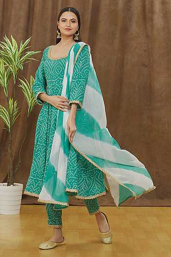 Buy Samyukta Singhania Green Cotton Bandhani Pattern Anarkali Set ...