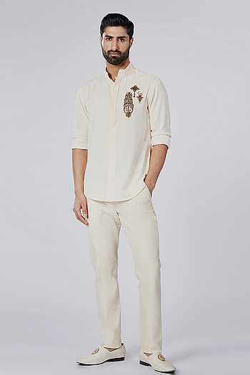 Buy S&N by Shantnu Nikhil Off White Terylene Placement Embroidered ...