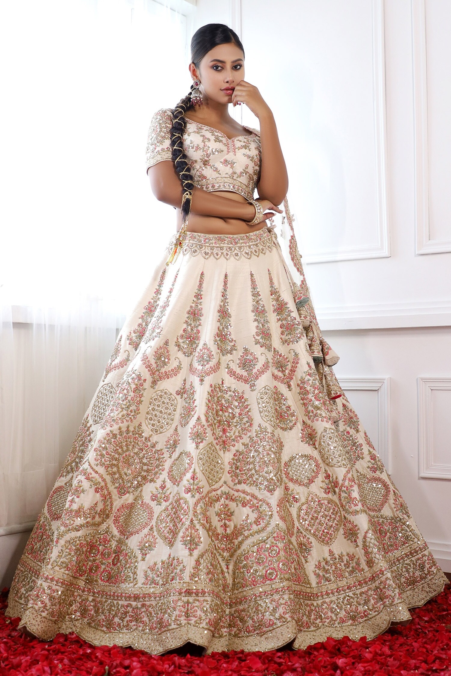 Buy Ivory Raw Silk Embroidered Resham And Zardozi Vrinda Mughal Lehenga ...