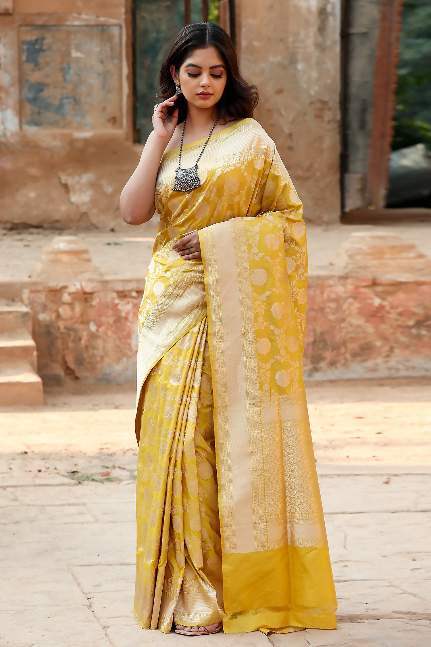 Buy Yellow Katan Silk Handwoven Zari Floral Jaal Pallu Saree For Women