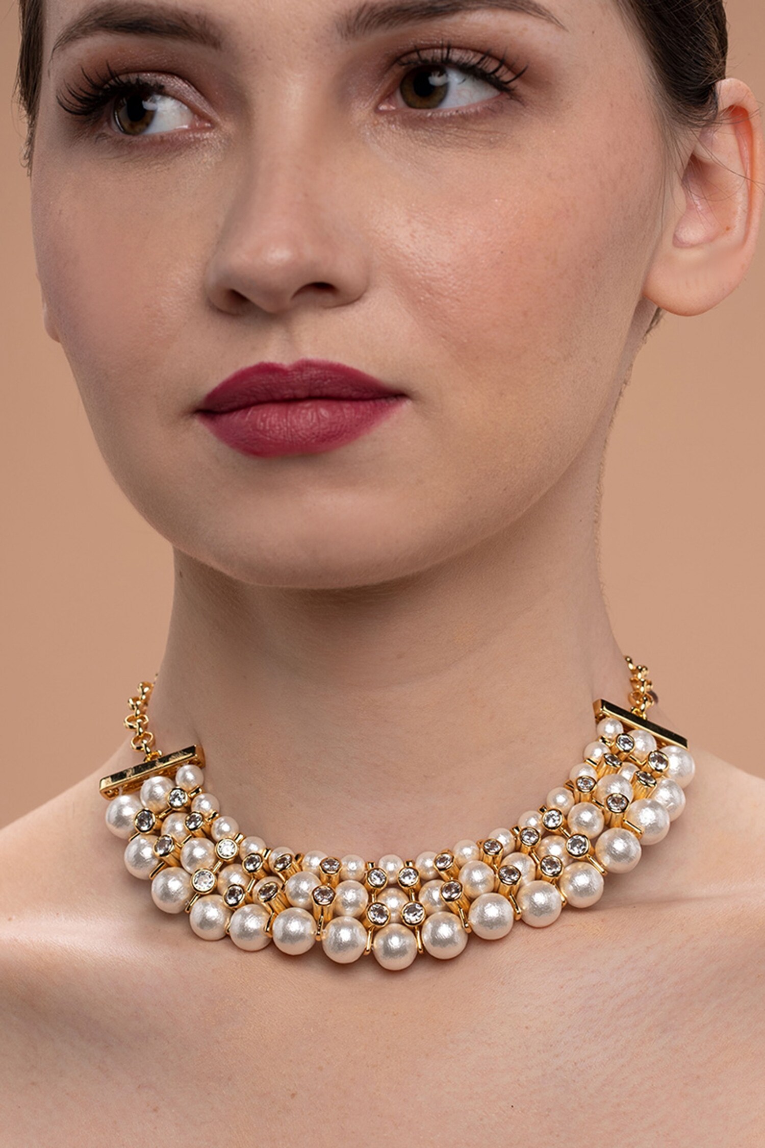 Buy Isharya Amara Pearl Statement Choker Necklace Online | Aza Fashions