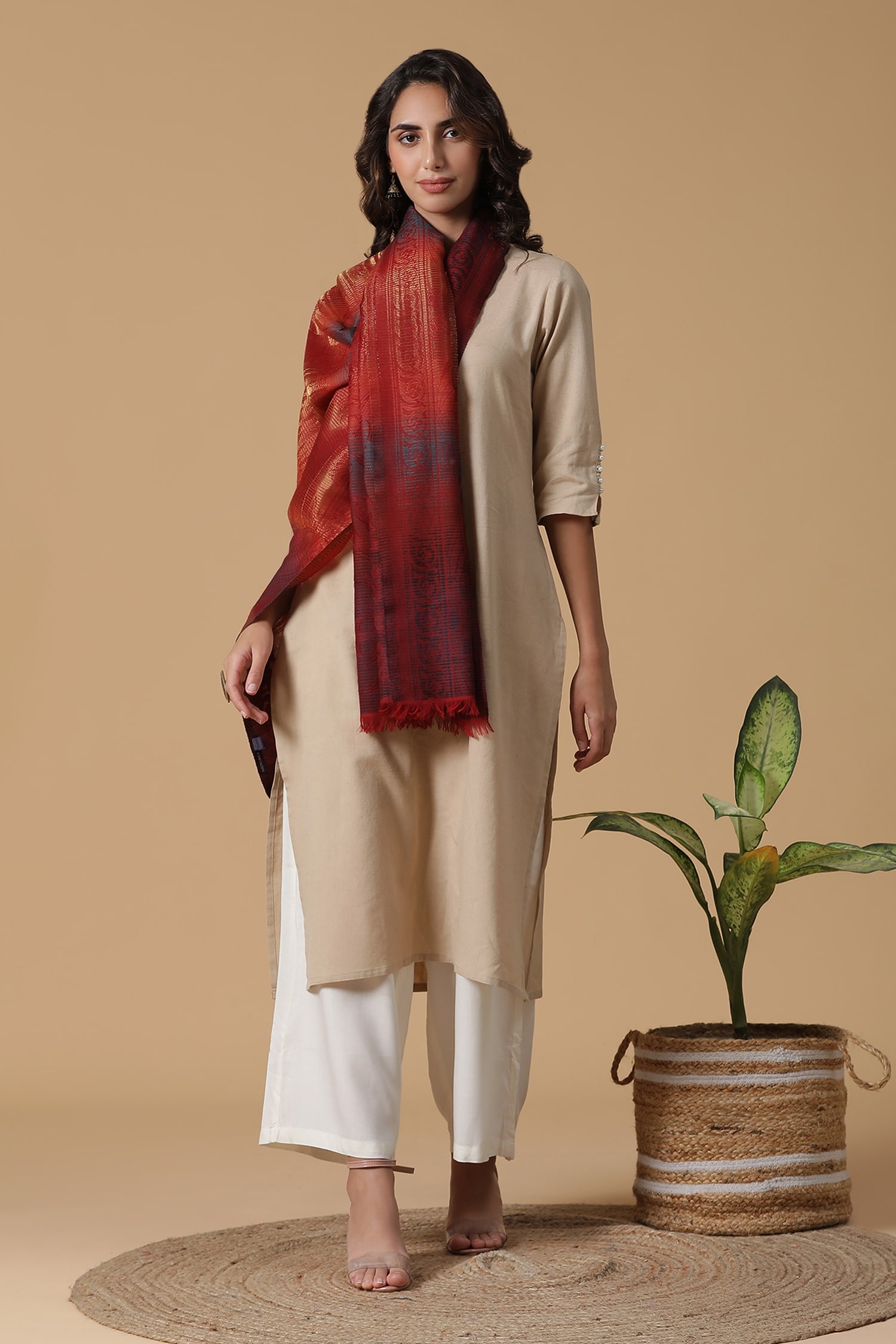 Buy Shingora Abstract Pattern Shawl Online | Aza Fashions