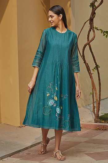 Buy Vaayu Blue Muslin Cotton Ivy Applique Pintuck Dress Online | Aza ...