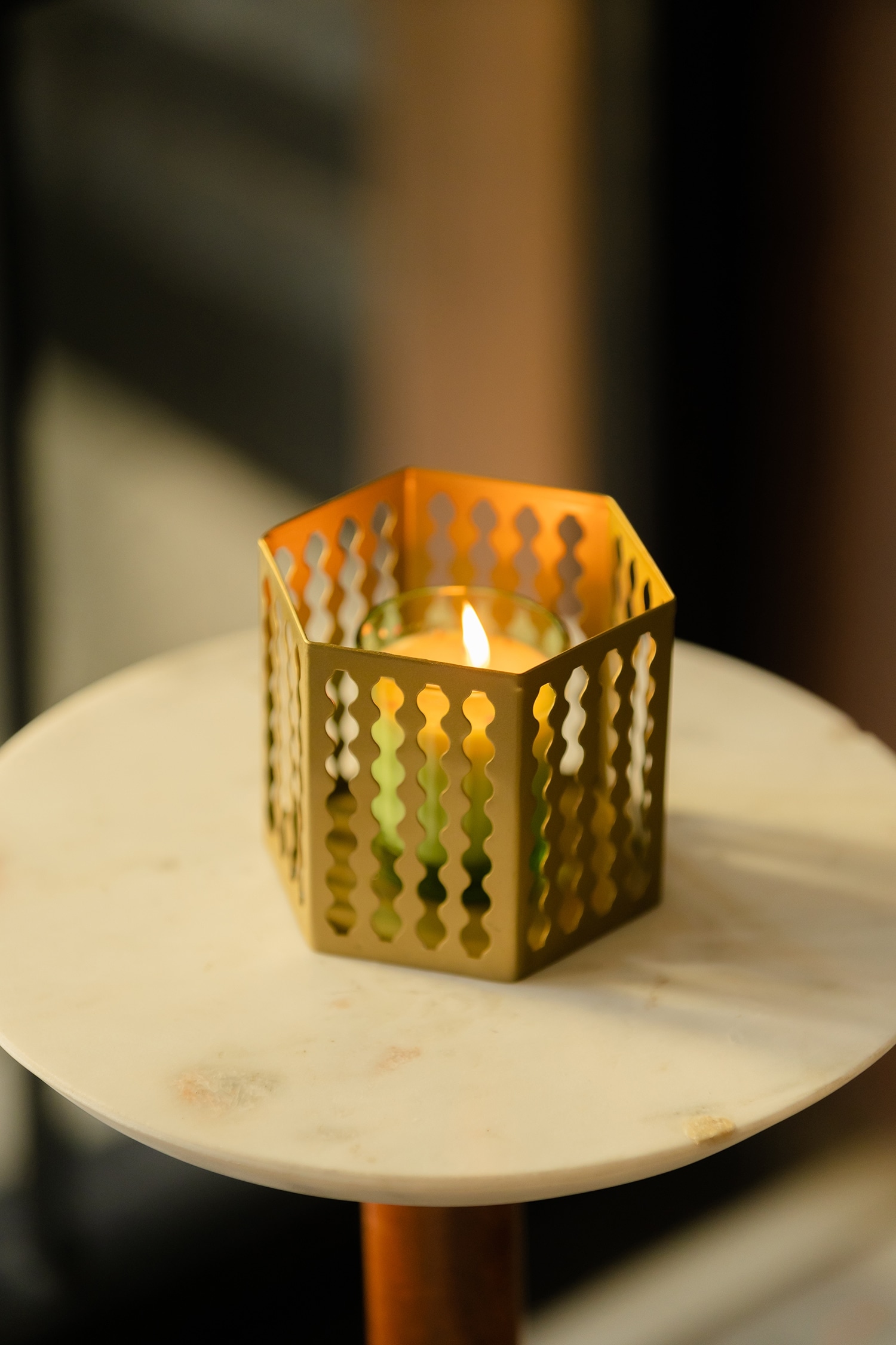 Buy S.G. Home Reflection Candle Holder - Set Of 4 Online | Aza Fashions