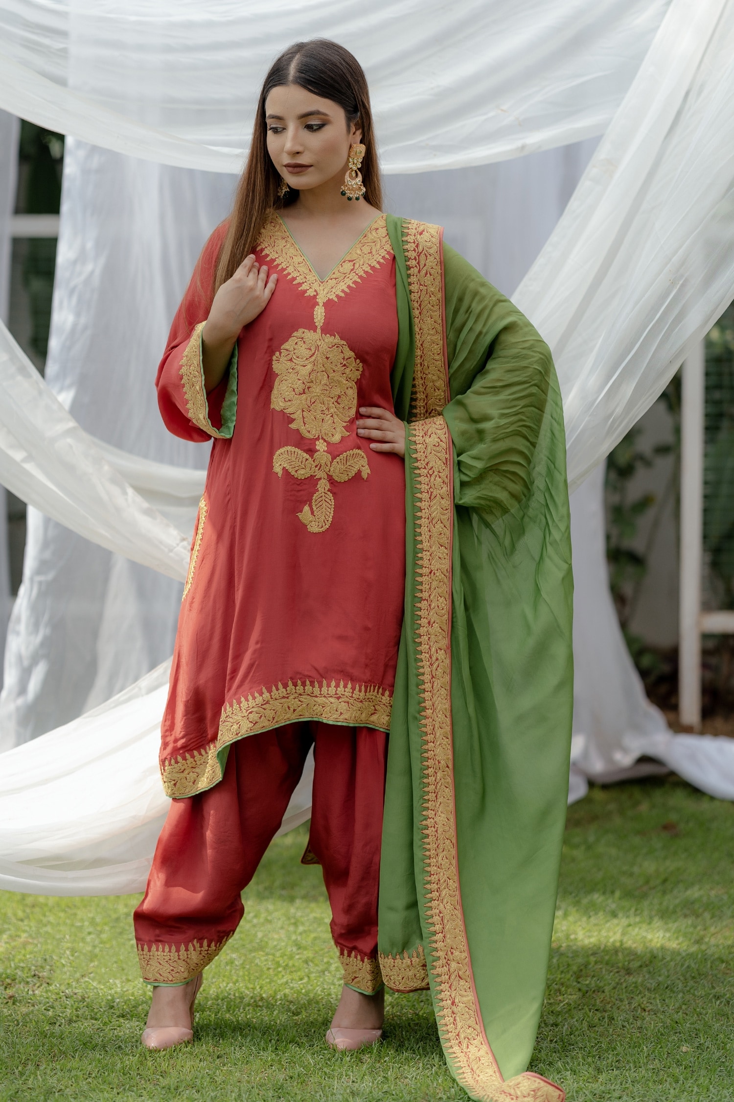 Buy Coral Phiran And Pant: Crepe Embroidered Kashmiri Tilla V Neck ...