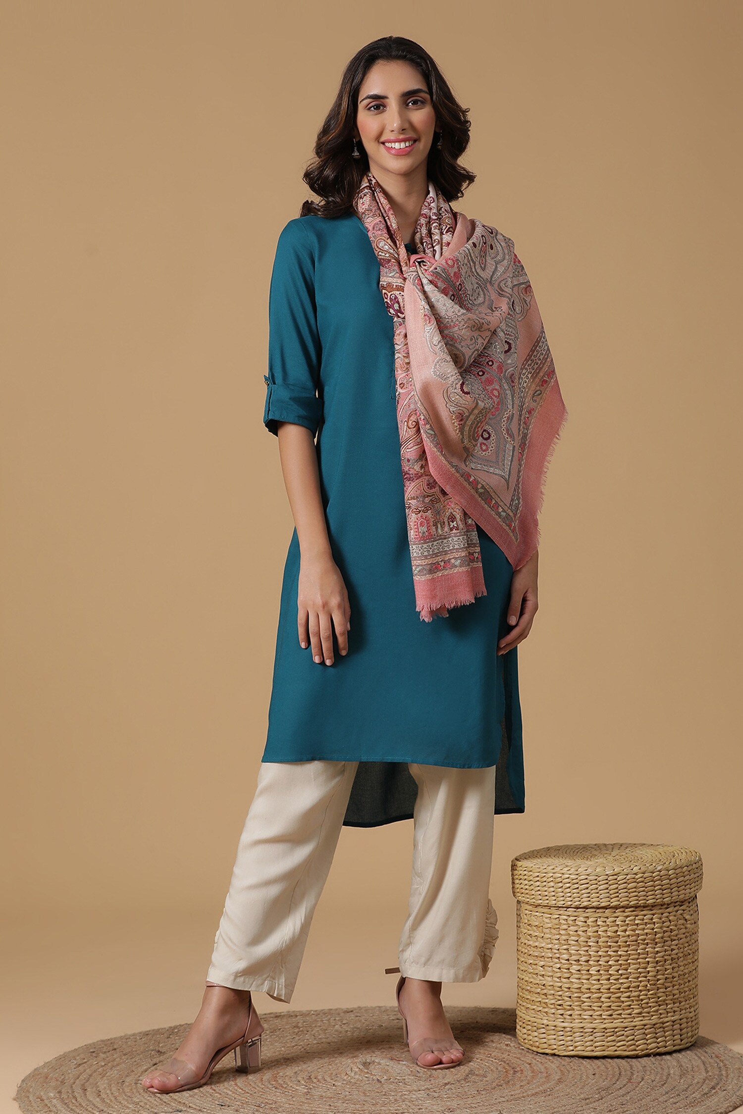 Buy Shingora Floral Pattern Stole Online | Aza Fashions